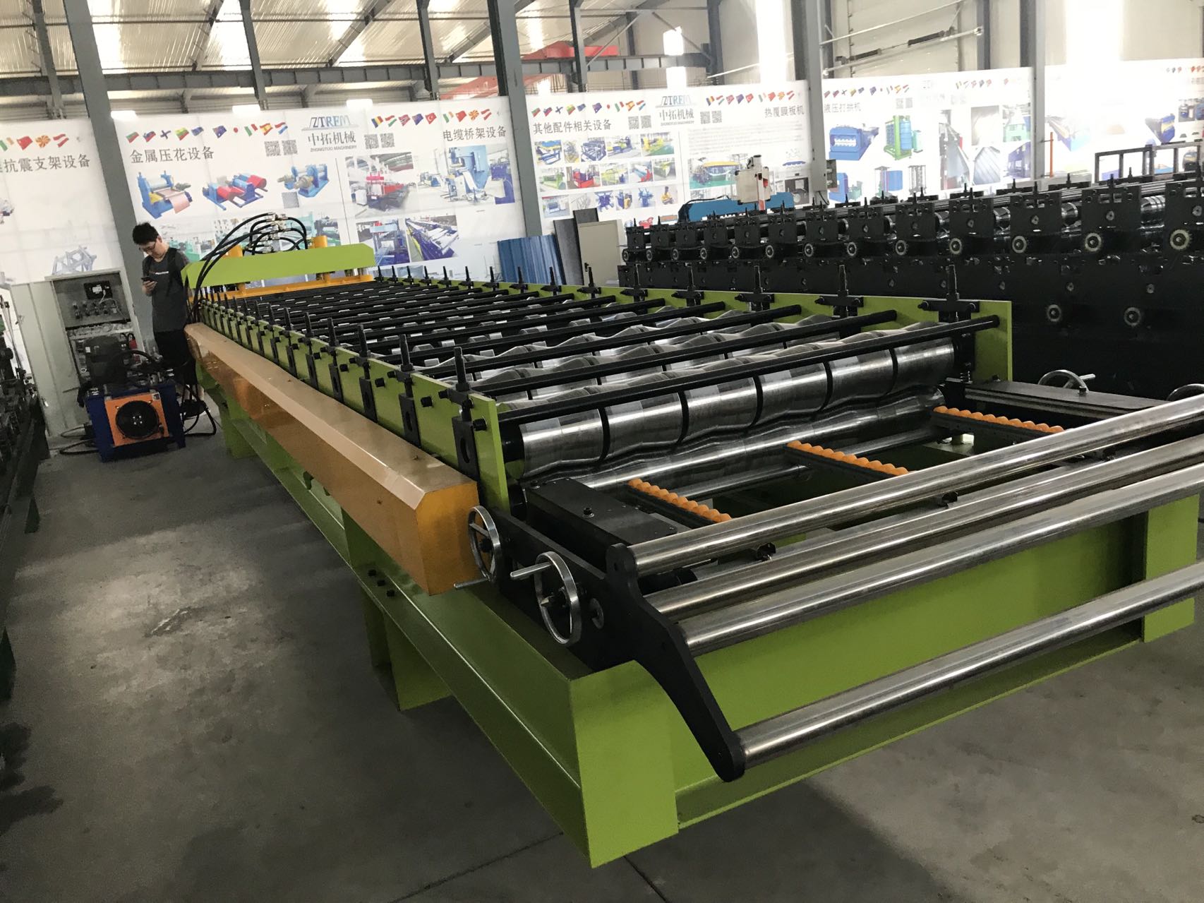 Step Tile Roll Forming Machine for roofing - color steel roll forming ...